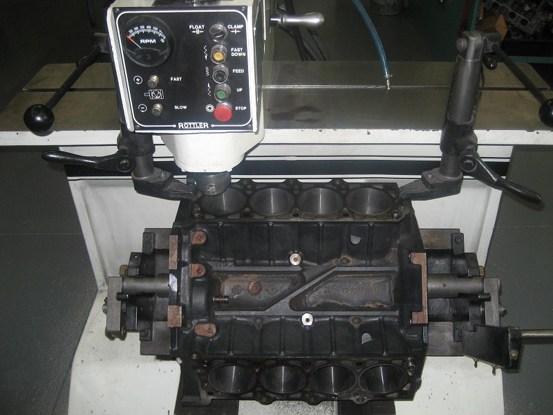 BORING V8 BLOCK - Hoppers Heads